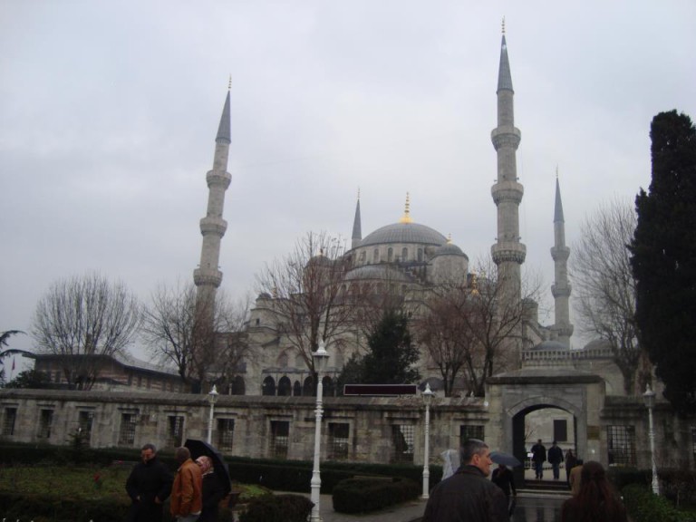 Religia în Turcia - Vrajitoare România, Cele mai mediatizate vrăjitoare.